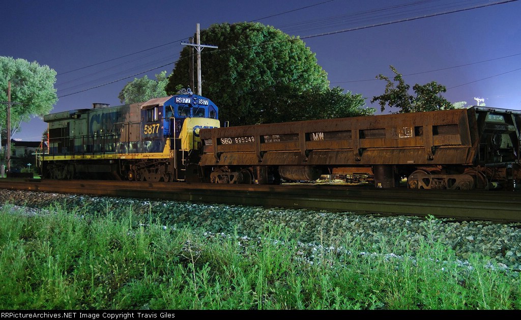 CSX 5877